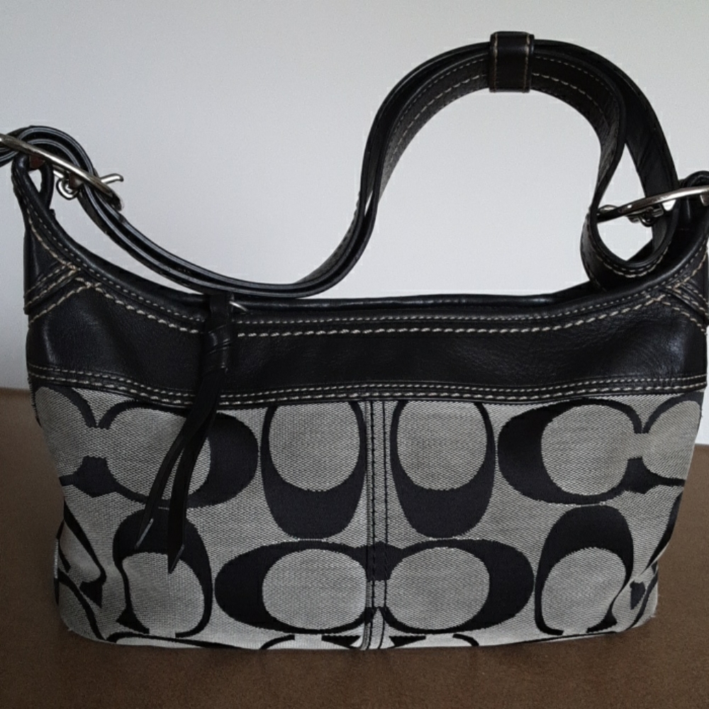 Coach Gray & Black Signature Jacquard Bag - Gem